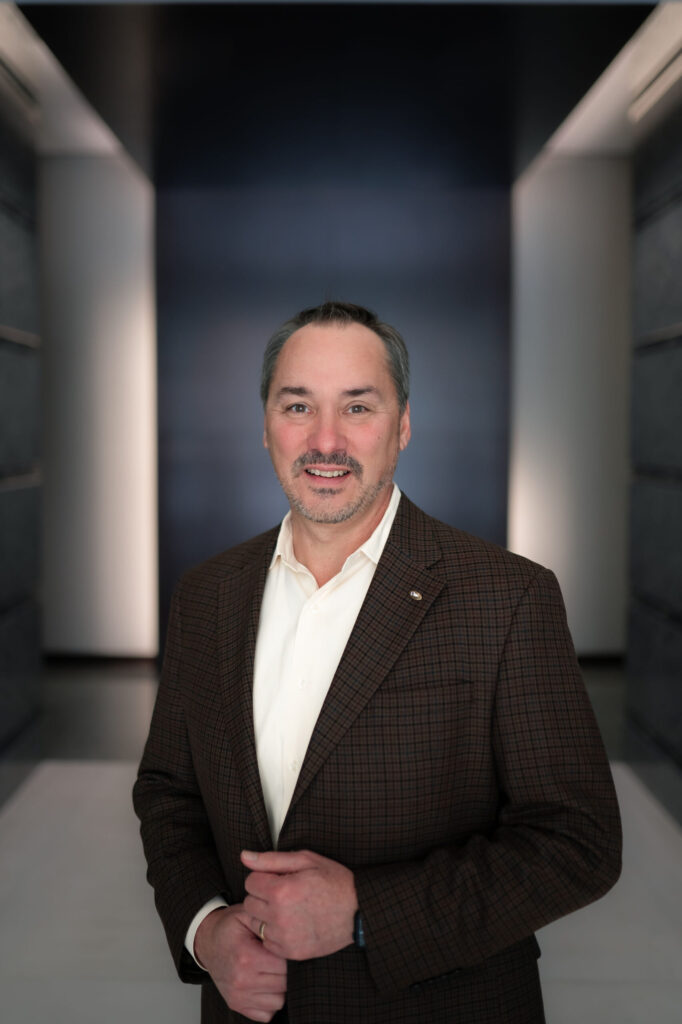 About us - Team photos and Reksons in the Wild - Rekerdres & Sons Insurance